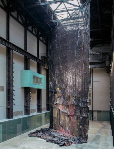 London | Tate Modern: El Anatsui in der Turbinenhalle | ARTinWORDS