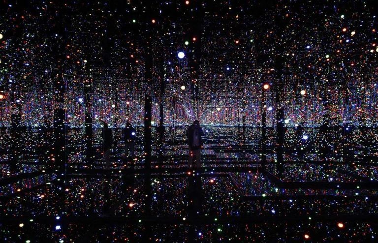 London | Tate Modern: Yayoi Kusama. Infinity Mirror Rooms | ARTinWORDS